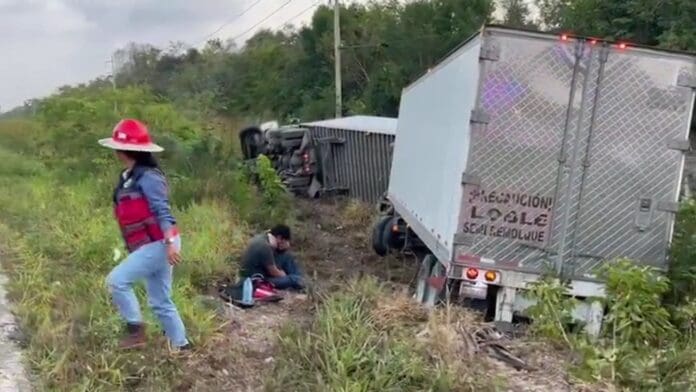Nuevo Accidente En Quintana Roo Trailero Choca Con Camioneta Y Mata A